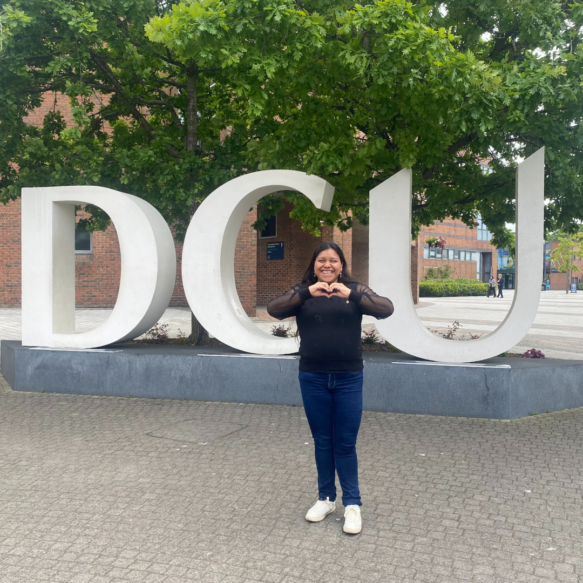 Mexican student María shares her experience enhancing her English ...